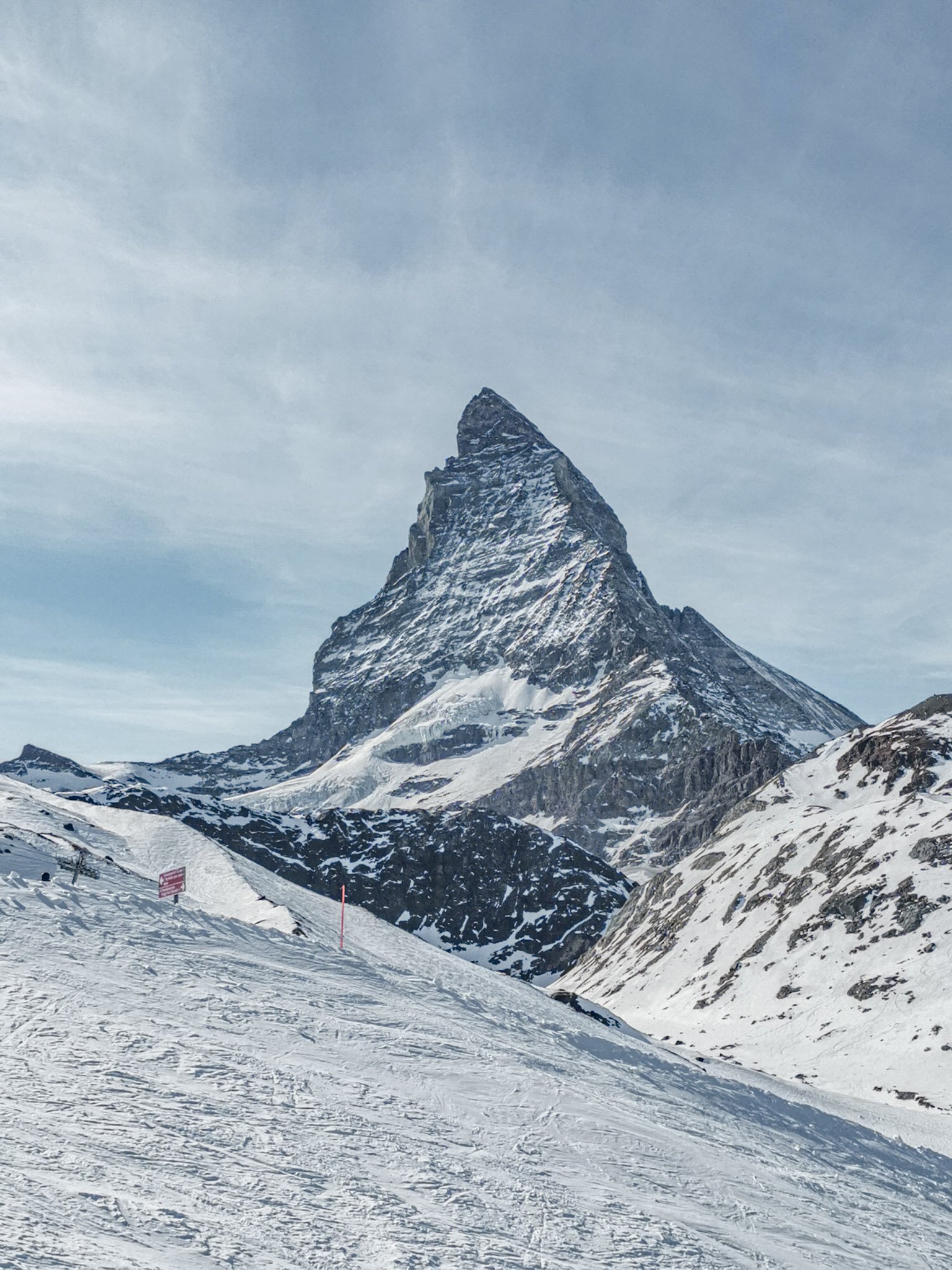 Skiing and snowboarding in Cervinia » Tibi lost in nature