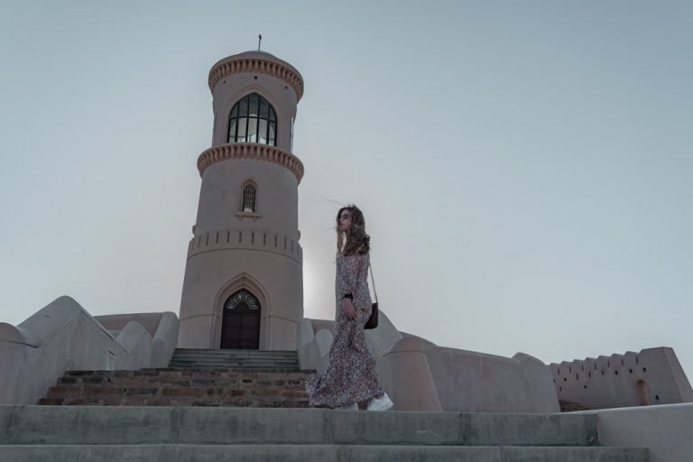 The ultimate road trip in Oman » Tibi lost in nature